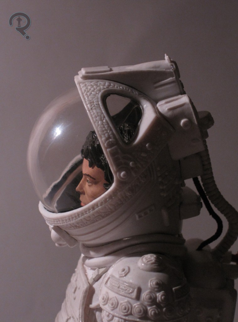 #0613: Ripley – Compression Suit | The Figure In Question