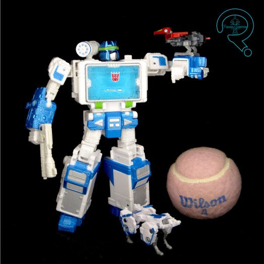 #3268: Soundwave – Shattered Glass | The Figure In Question